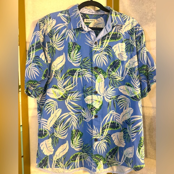 Tommy Bahama | Shirts | Tommy Bahama Island Zone Shortsleeve Button Down L | Poshmark